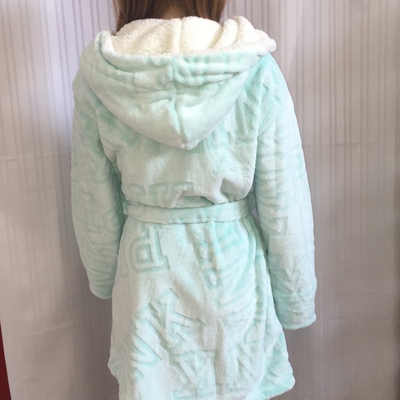 PINK Victoria's Secret | Intimates & Sleepwear | New Victorias Secret ...